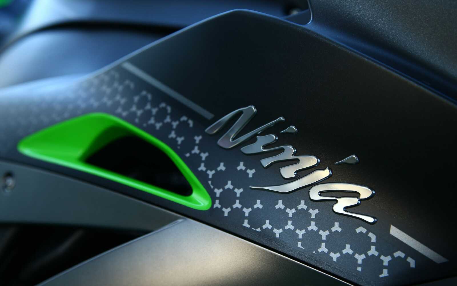 Kawasaki Ninja ZX Wallpapers (52 images) - WallpaperCat