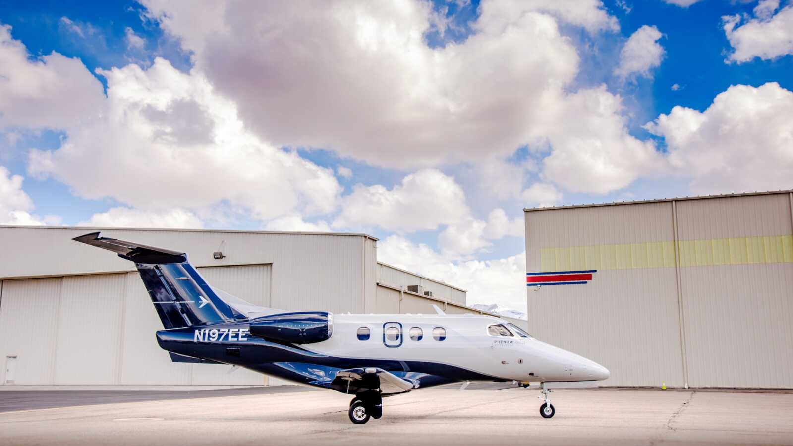 Embraer Phenom Wallpapers (54 images) - WallpaperCat
