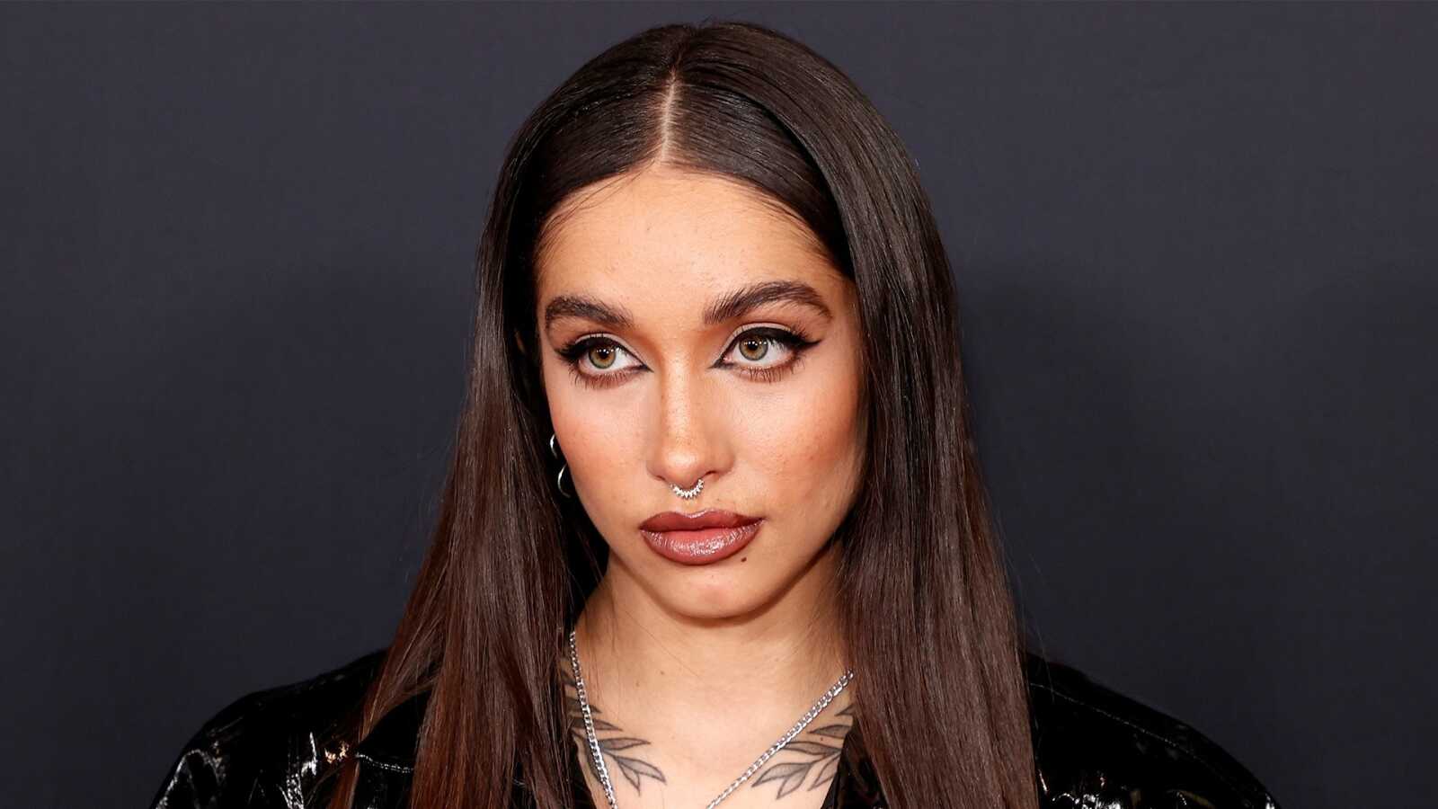 Maria Becerra Wallpapers (21 images) - WallpaperCat