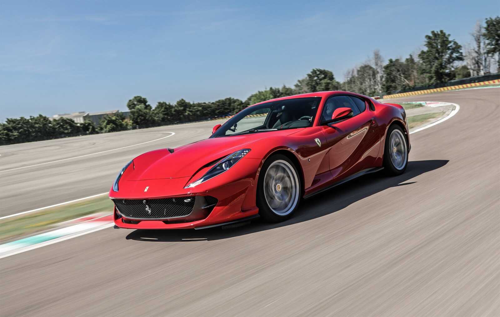 Ferrari 812 Superfast Wallpapers (74 images) - WallpaperCat