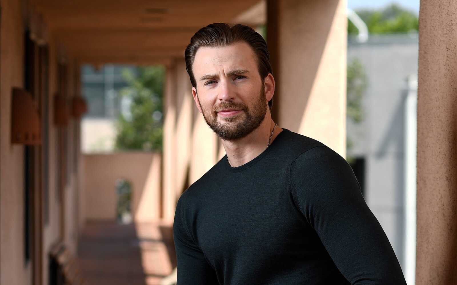 Chris Evans Wallpapers (72 images) - WallpaperCat