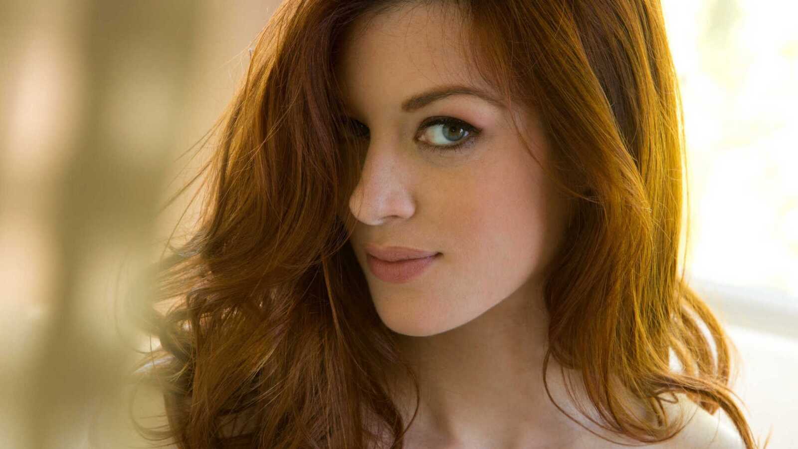 Most Beautiful Women Wallpapers (60 images) - WallpaperCat