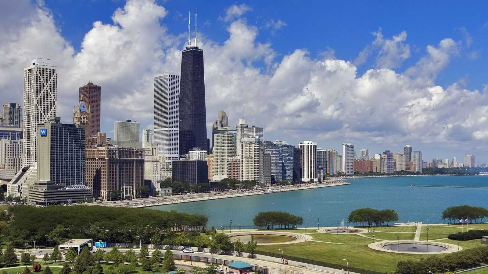 Chicago Wallpapers (49 images) - WallpaperCat