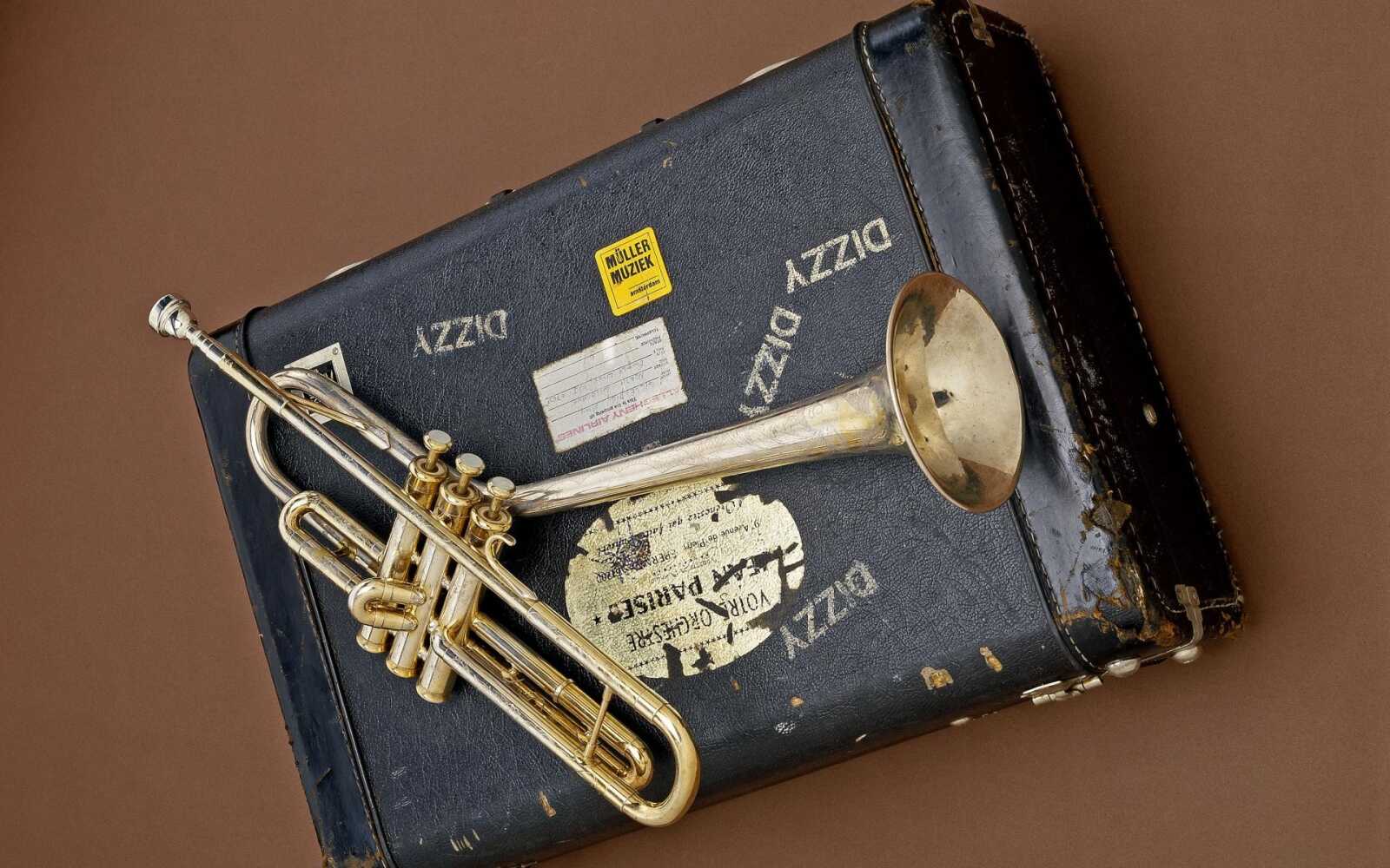 Trumpet Wallpapers (48 images) - WallpaperCat