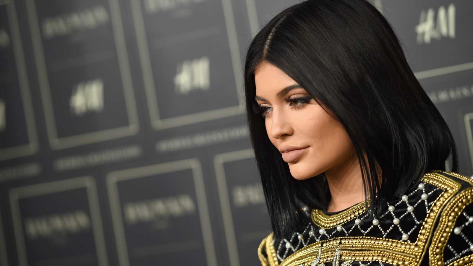 Kylie Jenner Wallpapers (70 images) - WallpaperCat