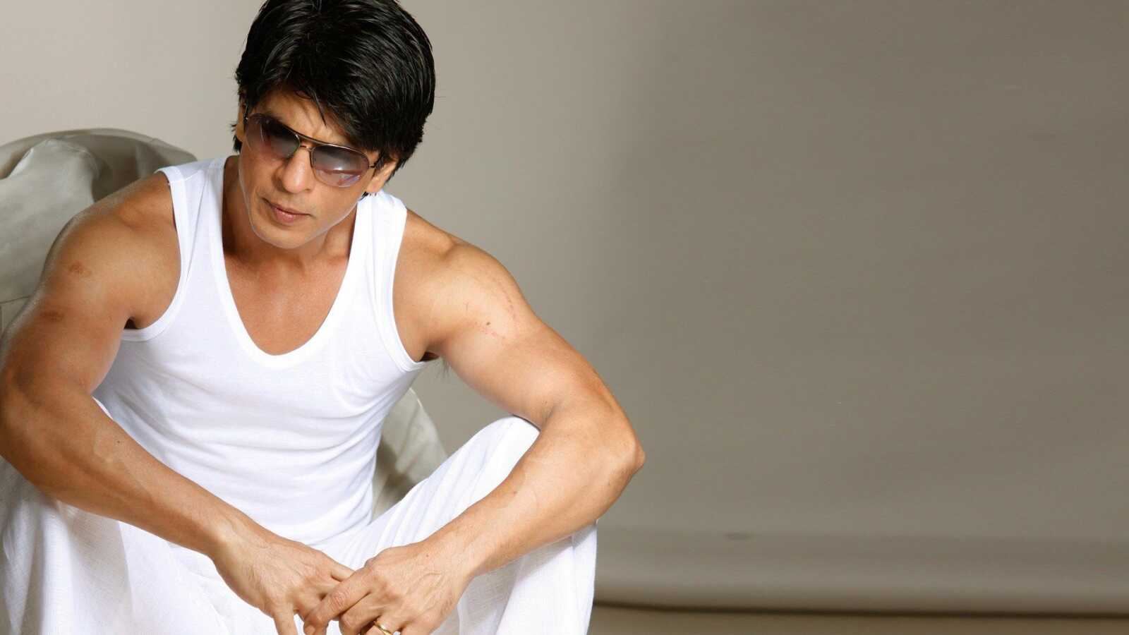 Shah Rukh Khan Wallpapers (35 images) - WallpaperCat