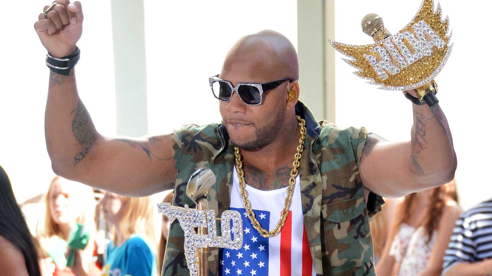Flo Rida (Rapper) Wallpapers (17 images) - WallpaperCat