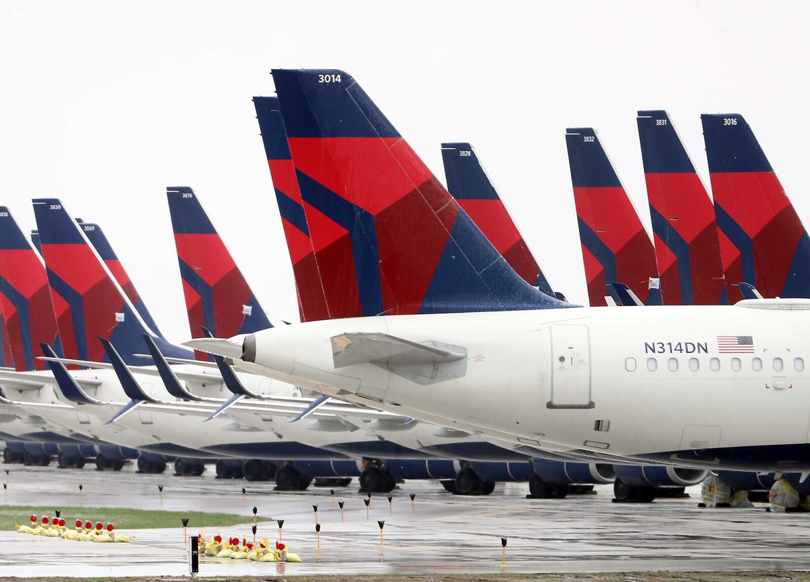 Delta Air Lines Wallpapers (52 images) - WallpaperCat