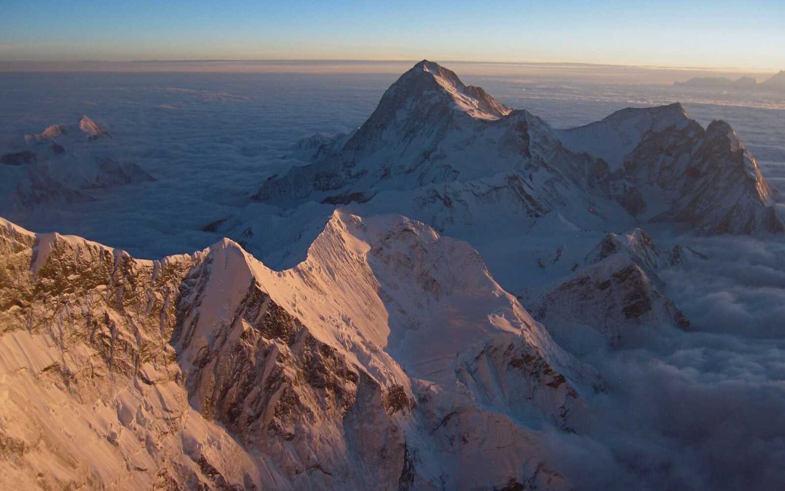 Mount Everest Wallpapers (37 images) - WallpaperCat