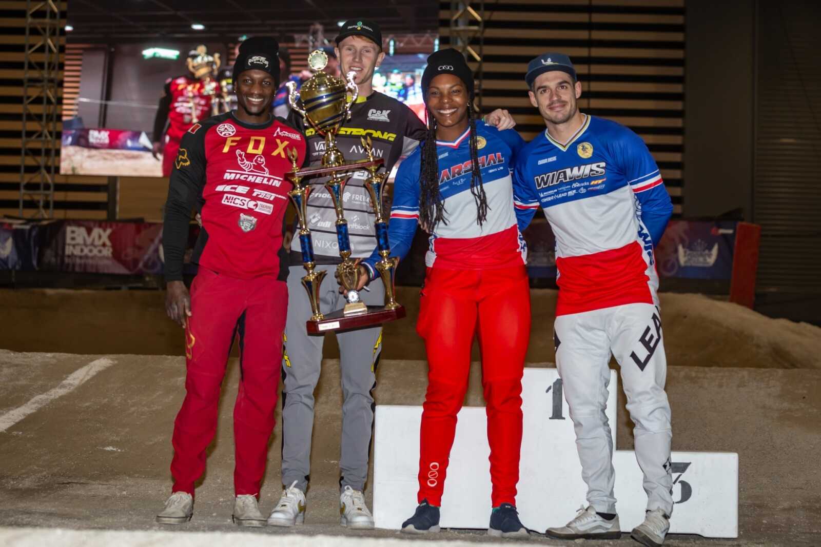 Axelle Etienne Wallpapers (7 images) - WallpaperCat