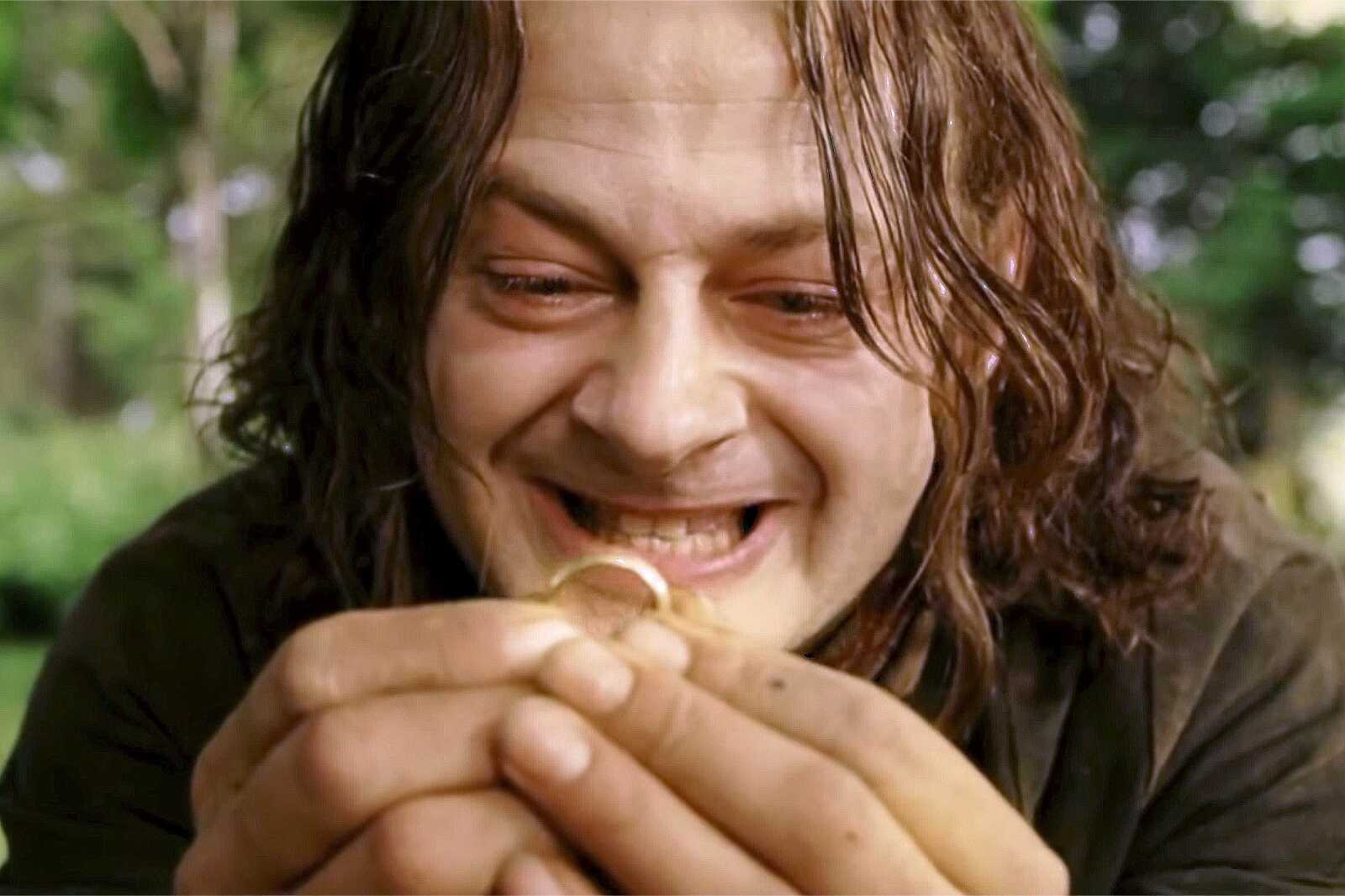 Gollum Wallpapers (24 images) - WallpaperCat