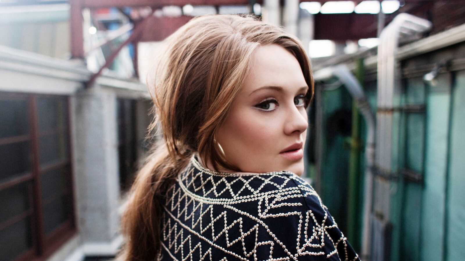 Adele Wallpapers (60 images) - WallpaperCat