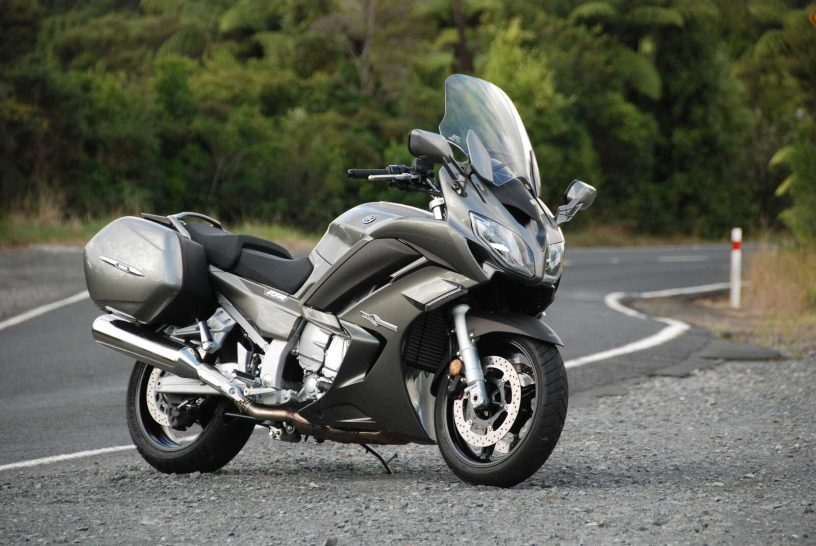 Yamaha FJR1300 Wallpapers (36 images) - WallpaperCat