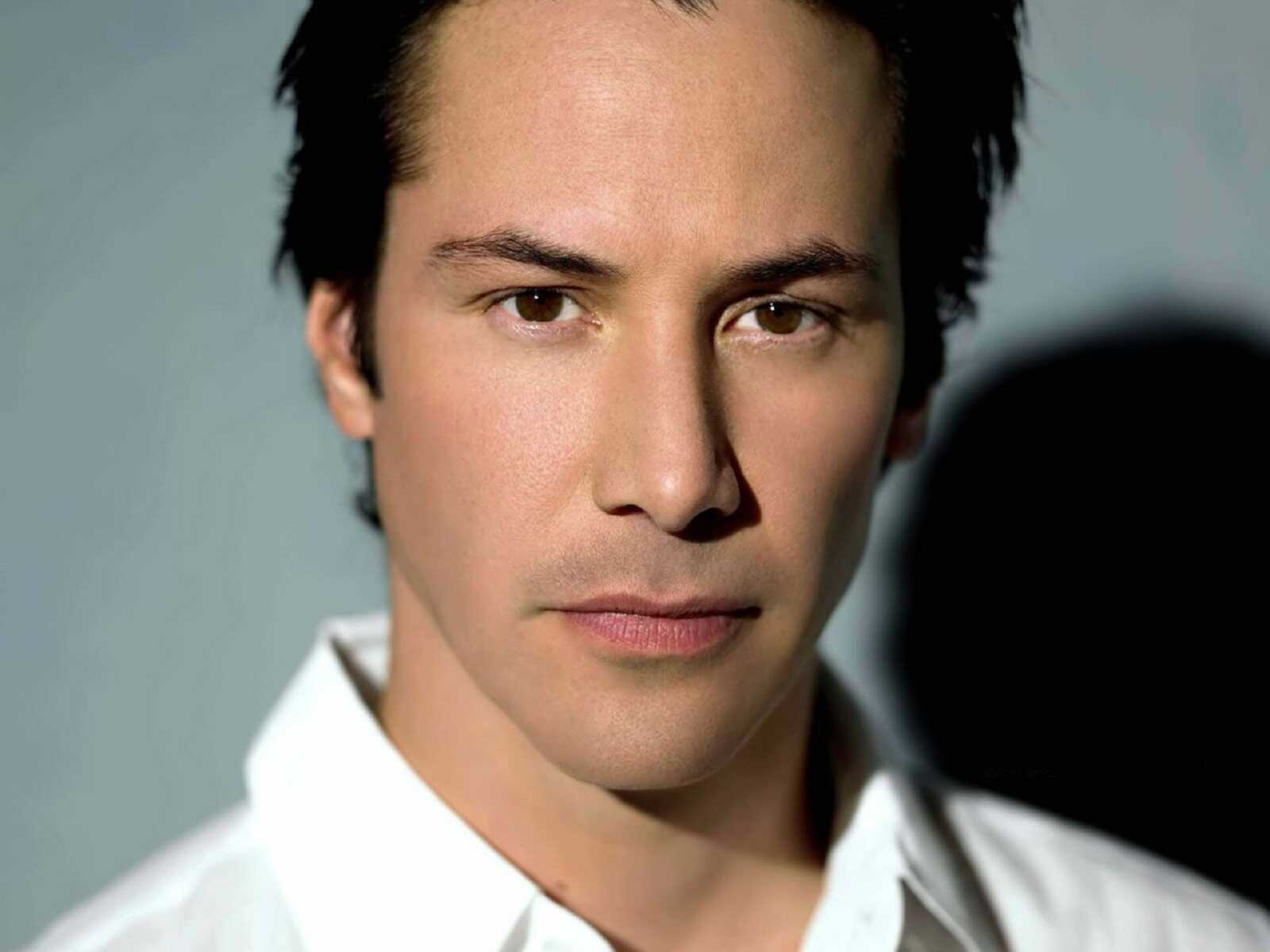 Keanu Reeves Wallpapers (37 images) - WallpaperCat