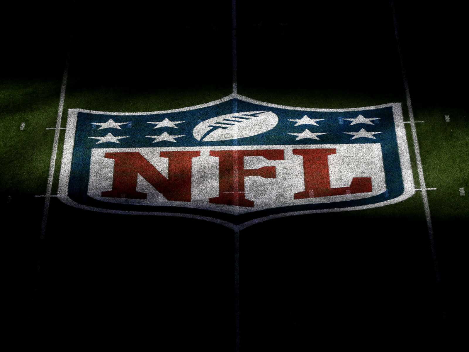NFL Wallpapers (33 images) - WallpaperCat