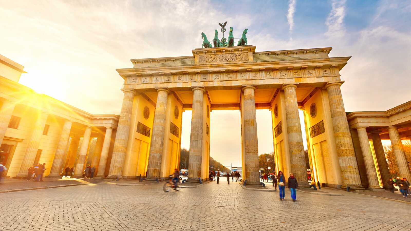 Berlin Wallpapers (61 images) - WallpaperCat