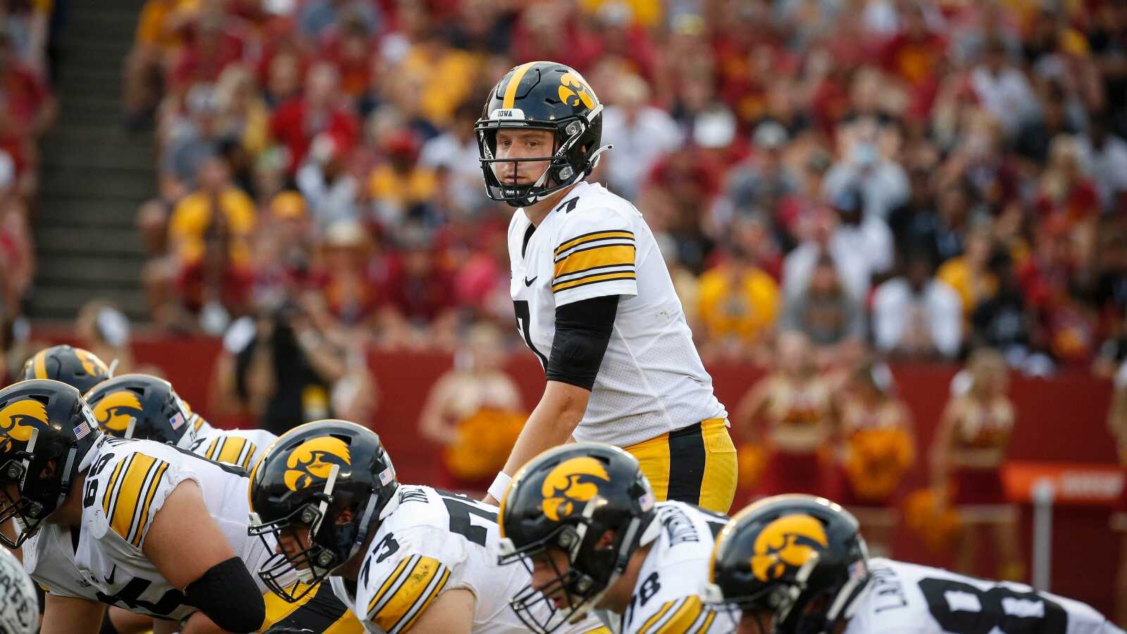 Iowa Hawkeyes Football Wallpapers (33 images) - WallpaperCat