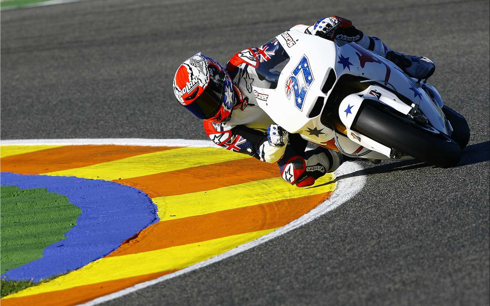 Motorcycle Racing Wallpapers (55 images) - WallpaperCat