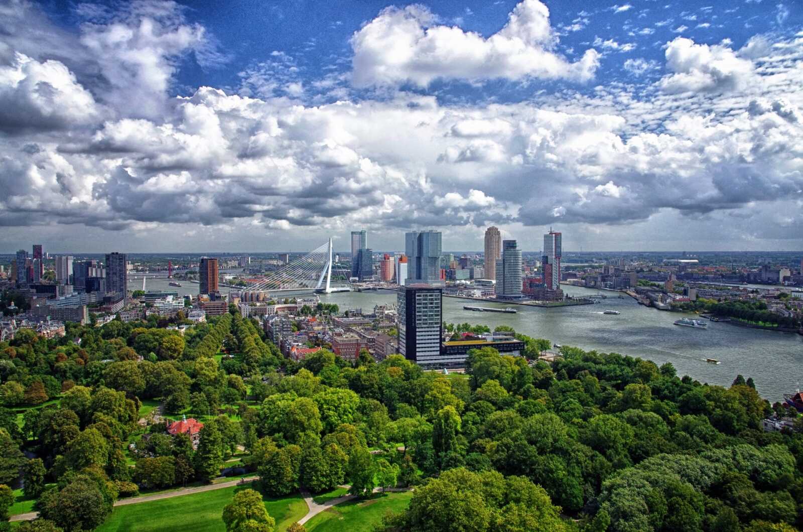 Rotterdam Skyline Wallpapers (33 images) - WallpaperCat