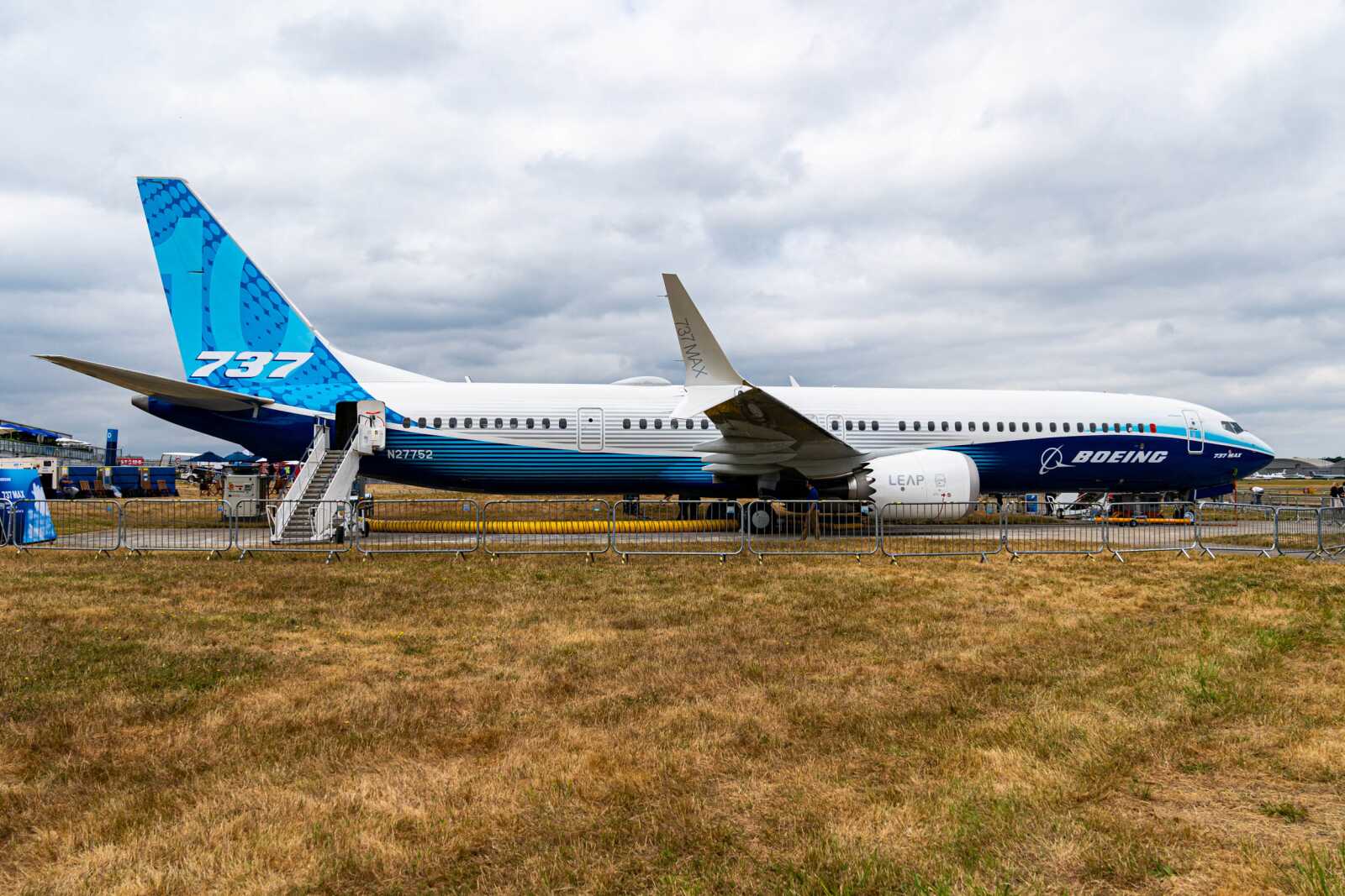 Boeing 737 Wallpapers (36 images) - WallpaperCat
