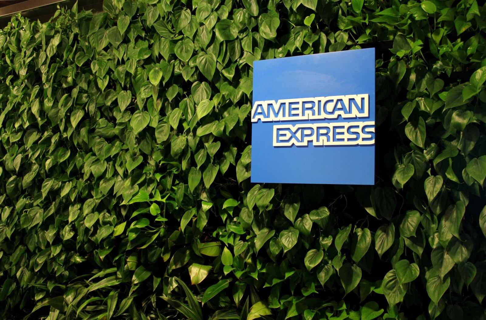American Express Wallpapers (25 images) - WallpaperCat