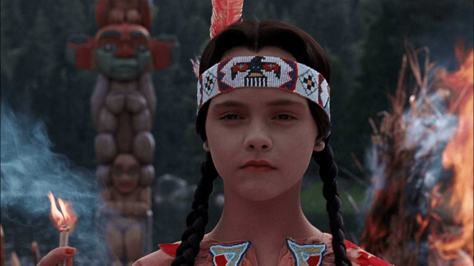 Wednesday Addams Wallpapers (23 images) - WallpaperCat