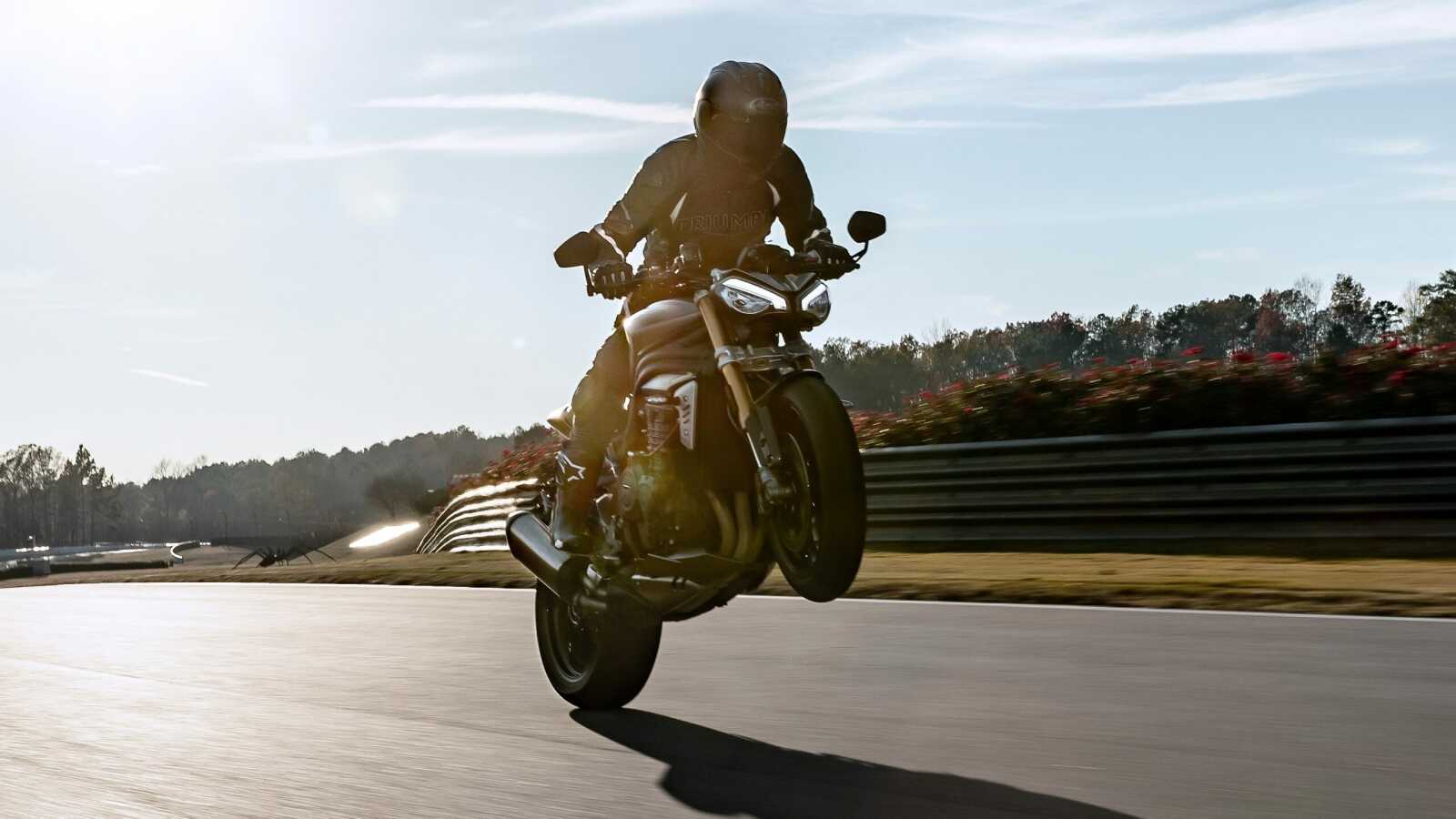 Triumph Motorcycles Wallpapers (60 images) - WallpaperCat