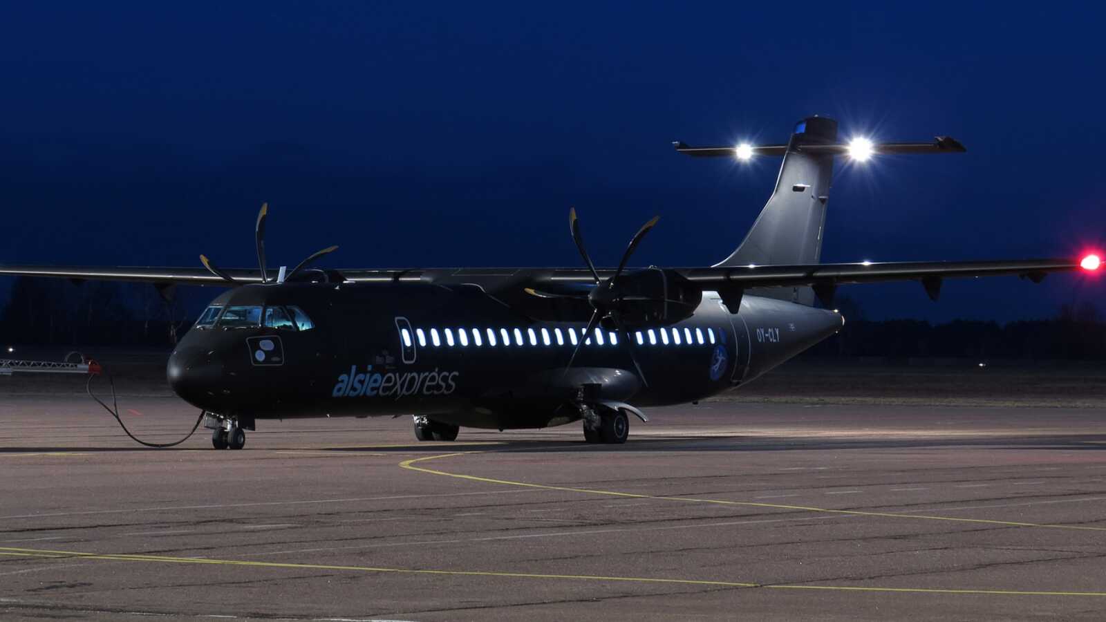 ATR 72 Wallpapers (17 images) - WallpaperCat