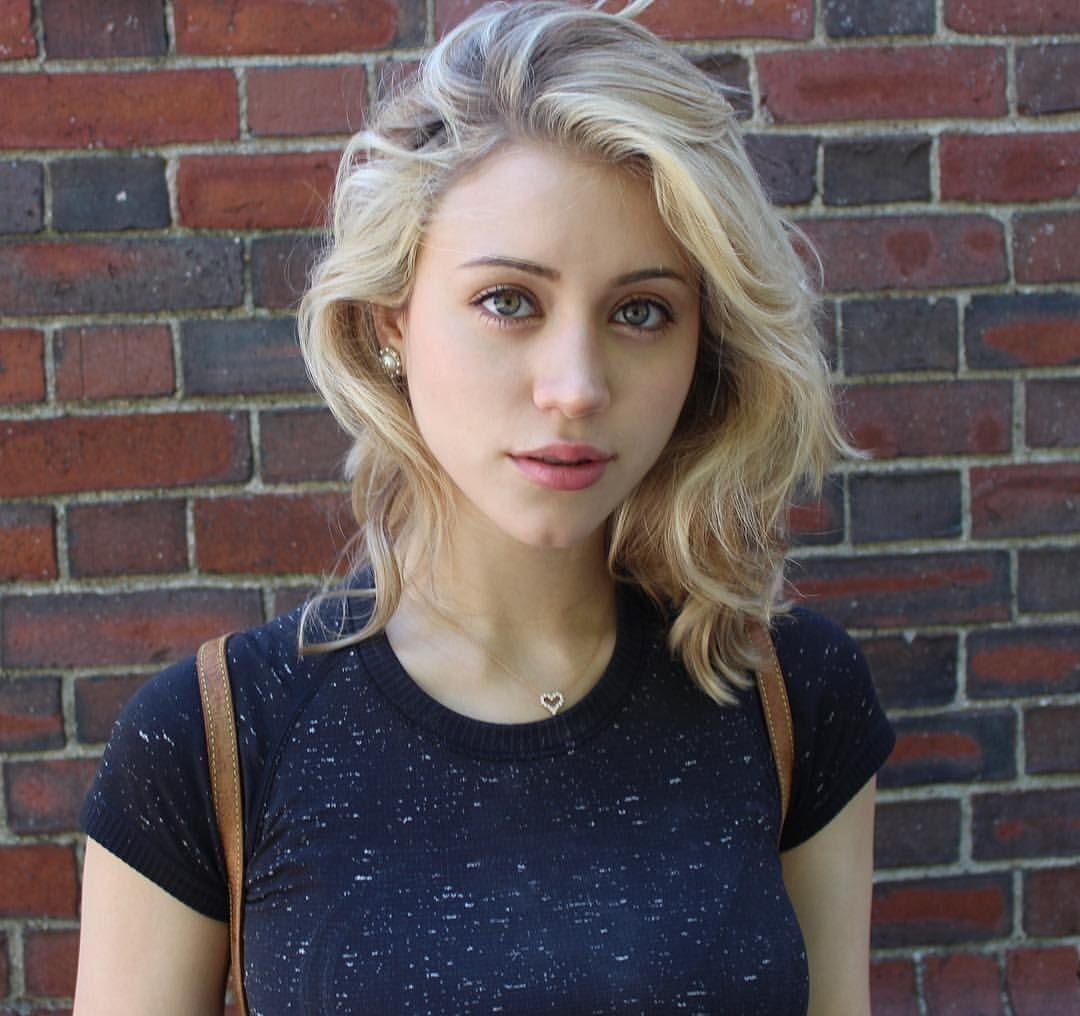 Caylee Cowan Wallpapers (27 images) - WallpaperCat