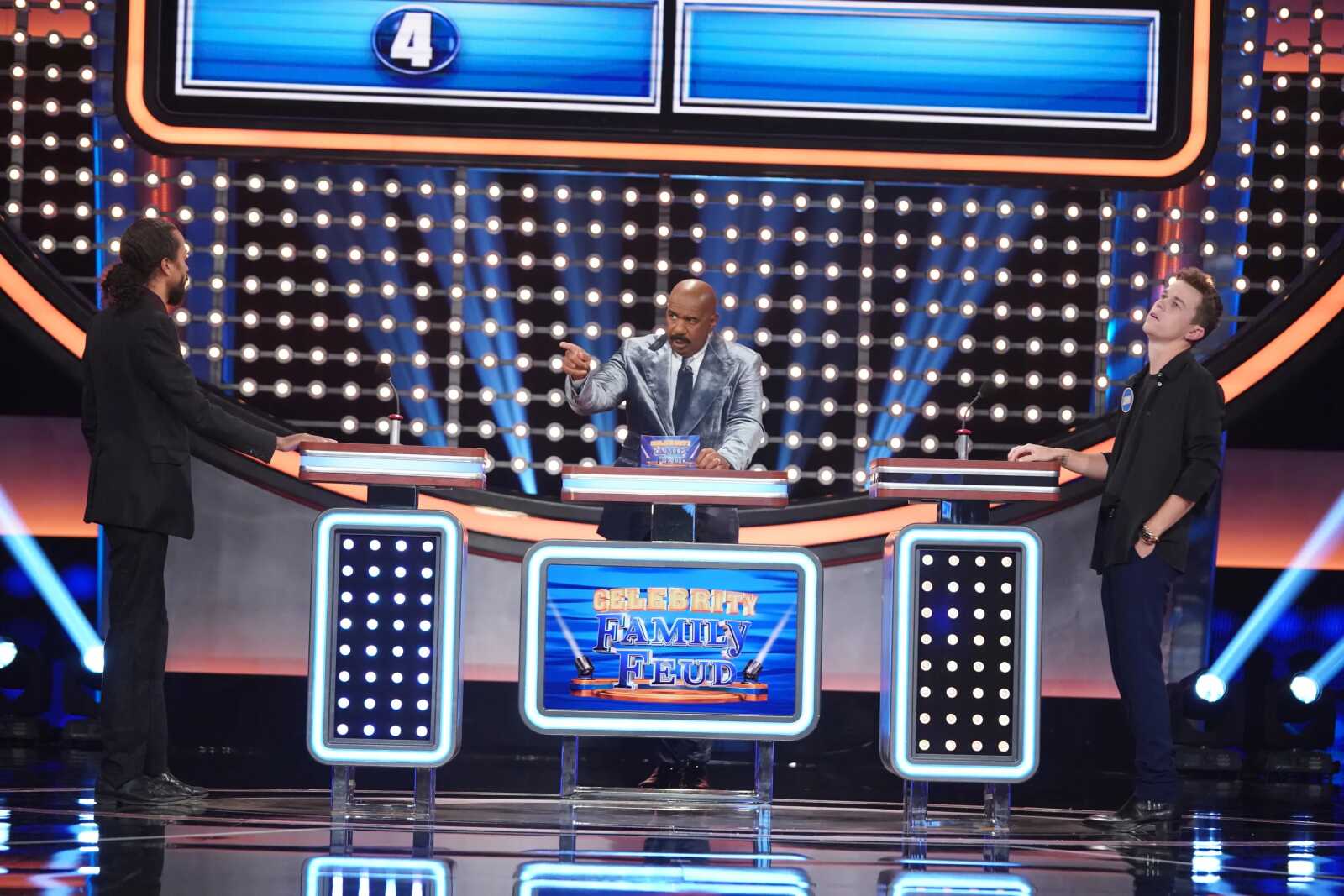 Family Feud (TV Series) Wallpapers (31 images) - WallpaperCat