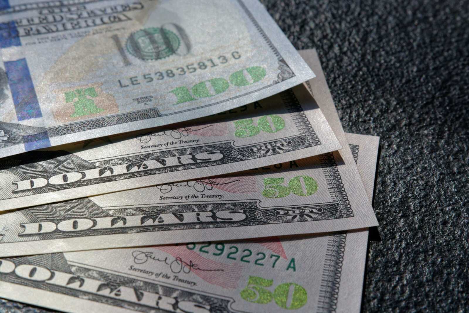 Money Wallpapers (60 images) - WallpaperCat