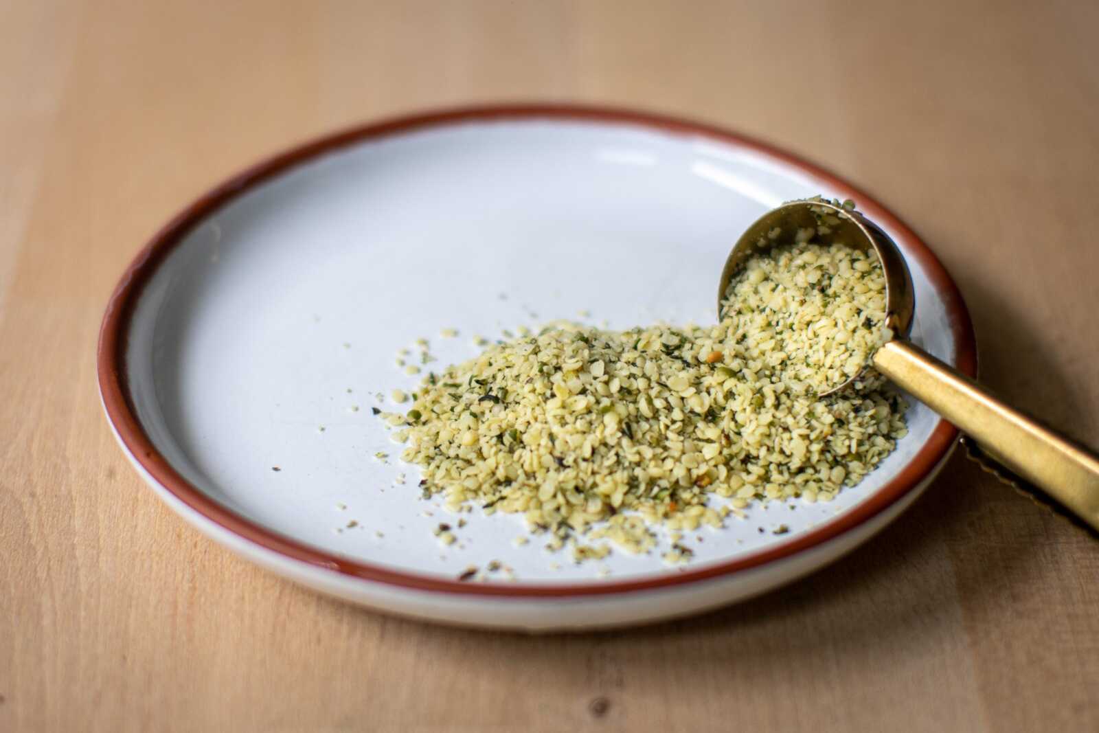 Hemp Seeds Wallpapers (23 images) - WallpaperCat