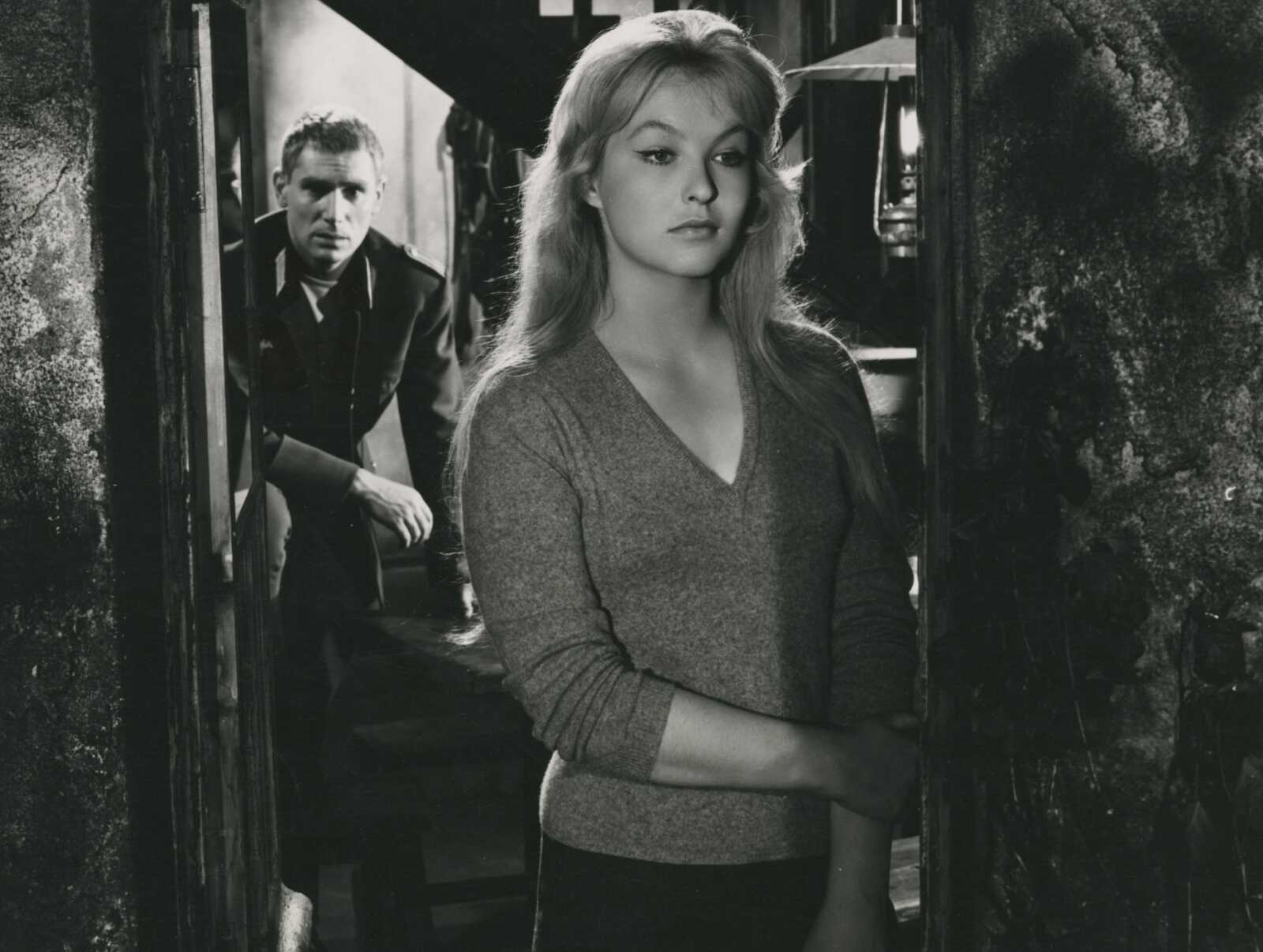 Robert Hossein Wallpapers (18 images) - WallpaperCat