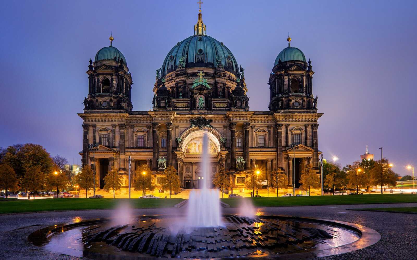Cathedral Wallpapers (49 images) - WallpaperCat