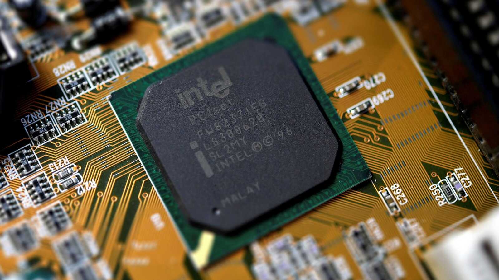 Intel Wallpapers (31 images) - WallpaperCat