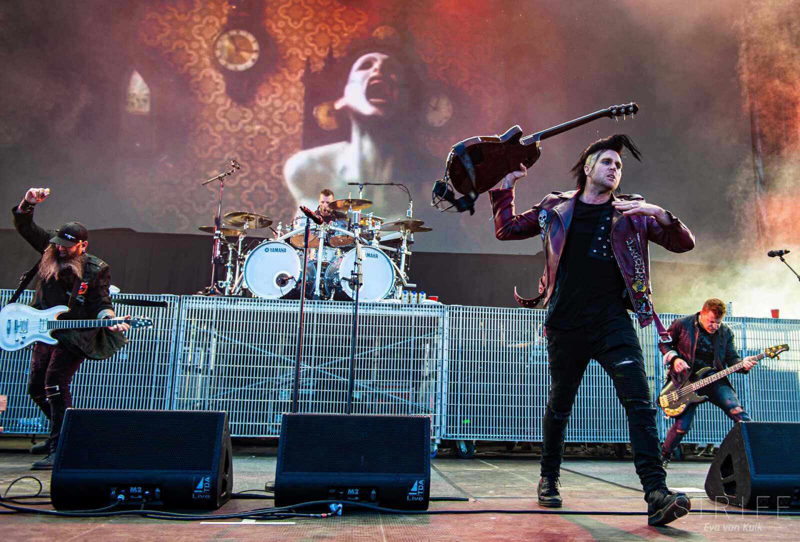 Three Days Grace (Band) Wallpapers (31 images) - WallpaperCat