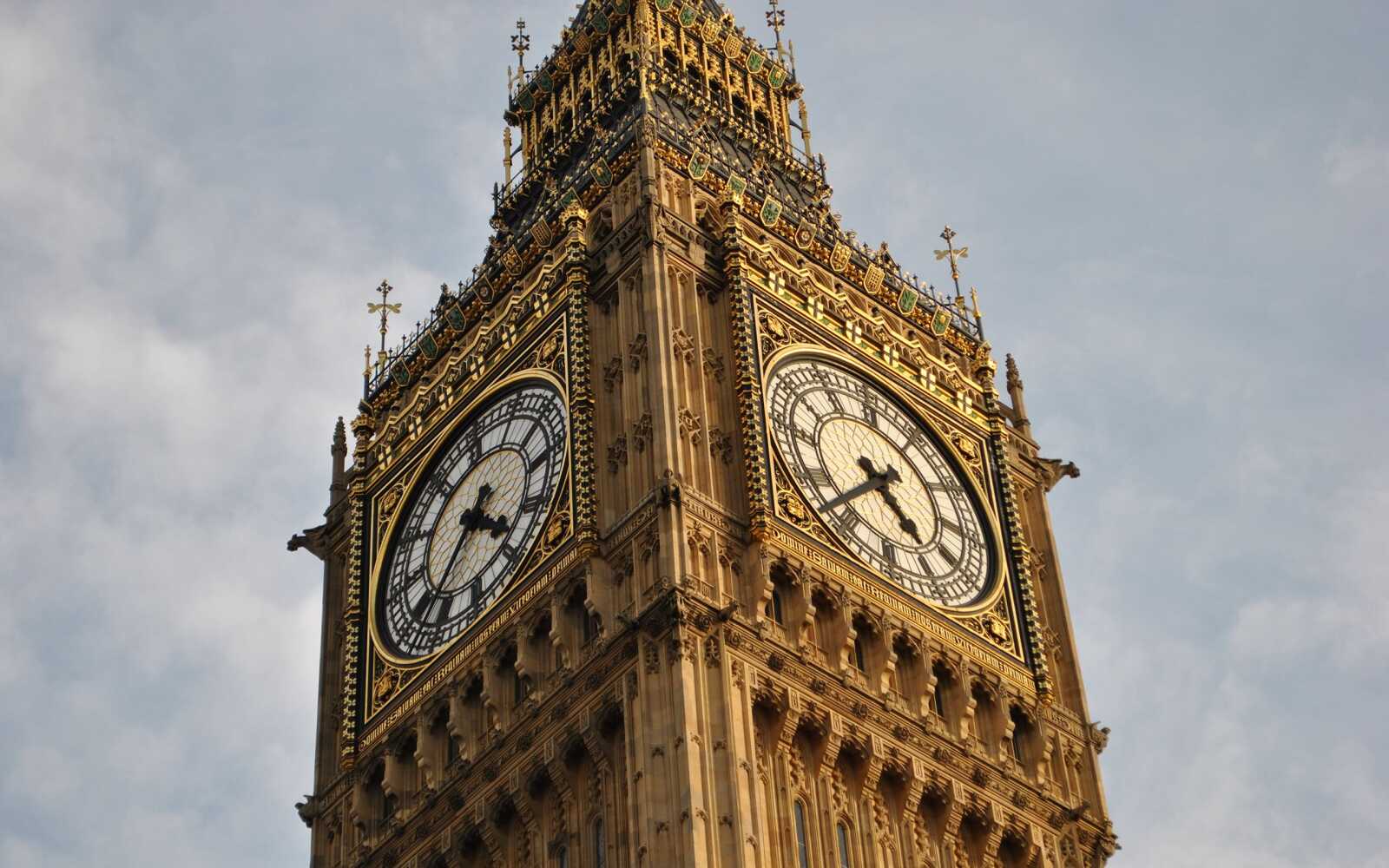 Clock Wallpapers (132 images) - WallpaperCat
