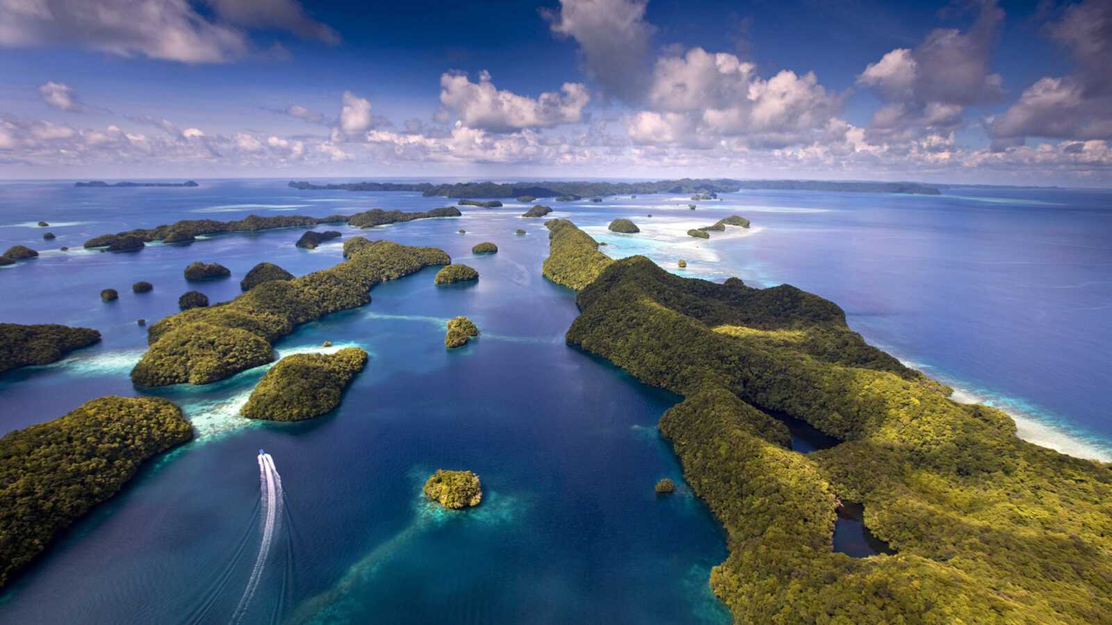 Micronesia Wallpapers (29 images) - WallpaperCat