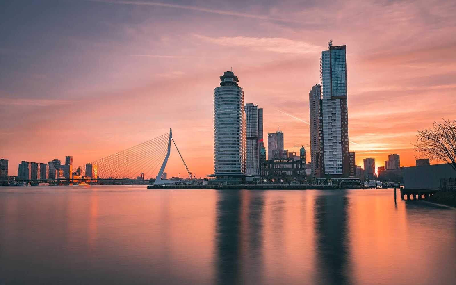 Rotterdam Skyline Wallpapers (33 images) - WallpaperCat