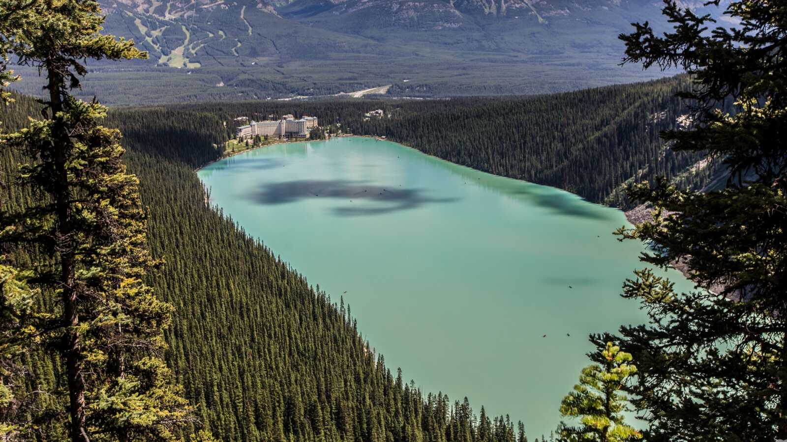 Lake Louise Wallpapers (114 images) - WallpaperCat