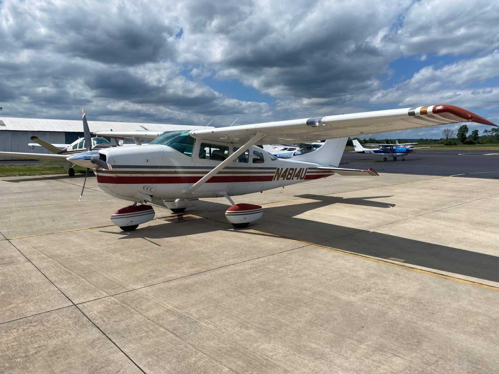 Cessna 205 Wallpapers (9 images) - WallpaperCat