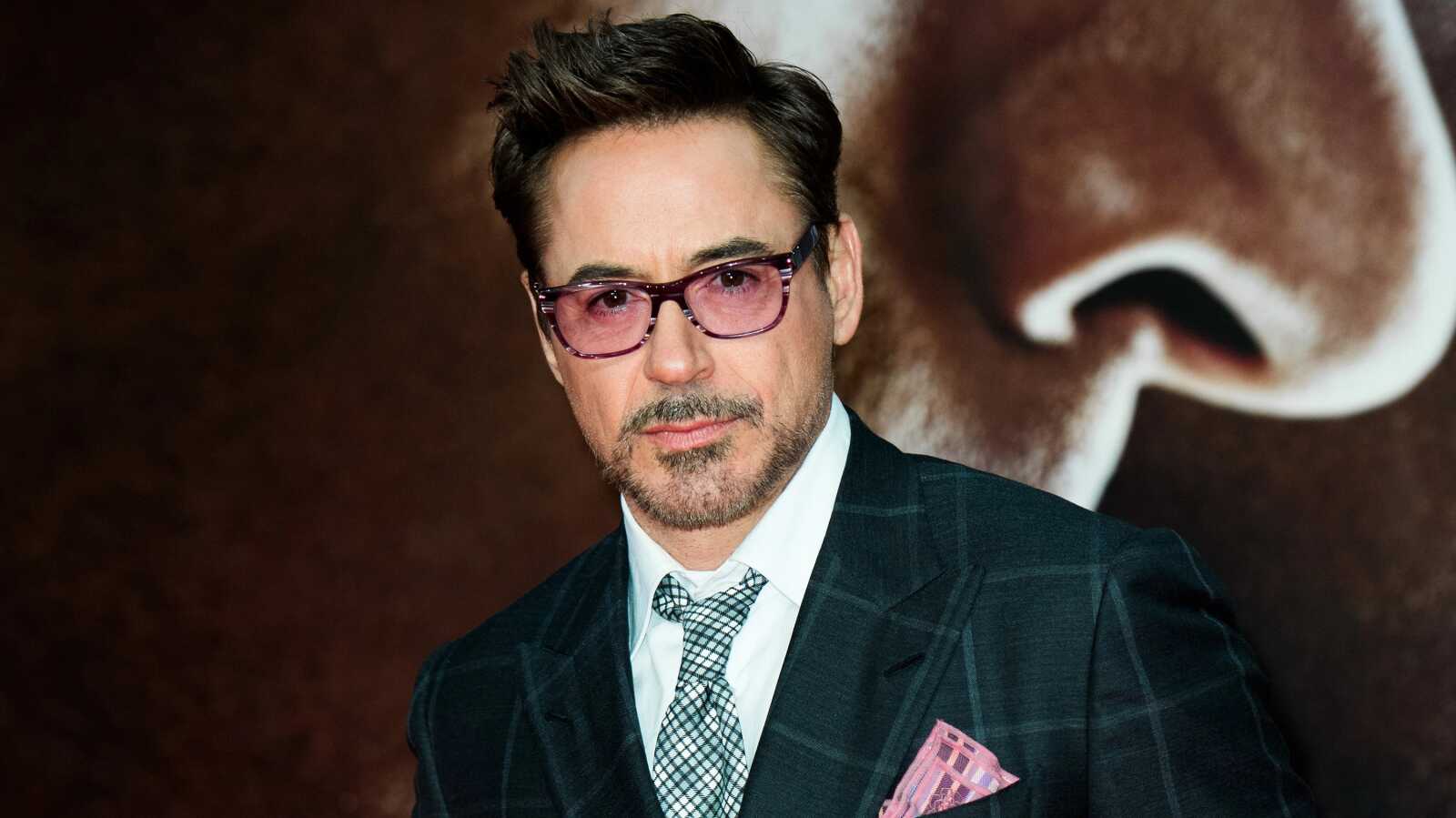 Robert Downey Jr. Wallpapers (41 images) - WallpaperCat