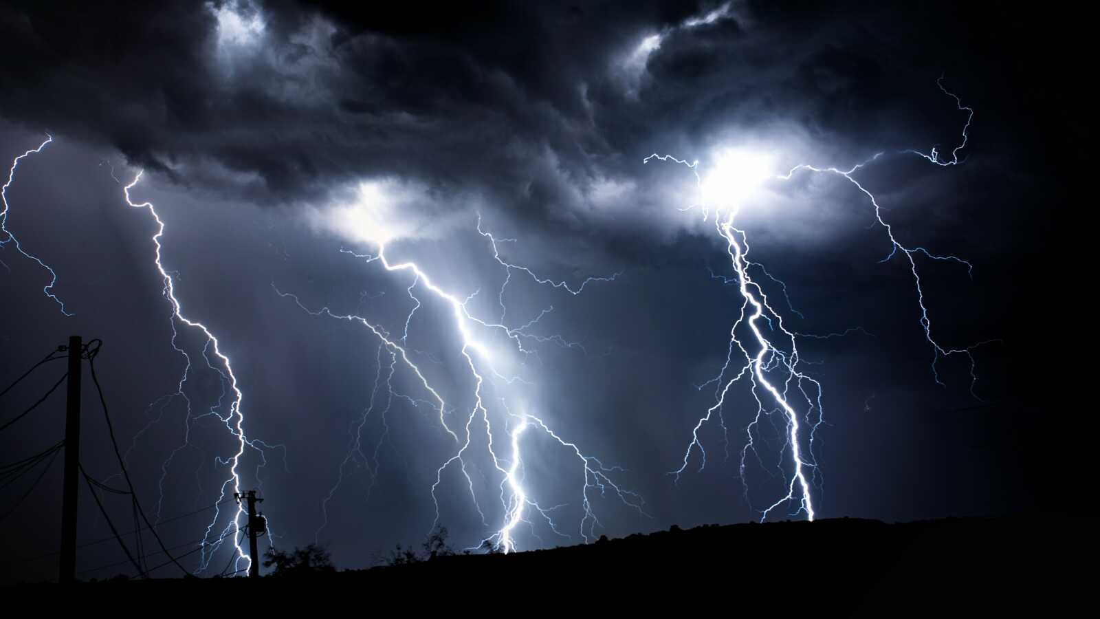 Thunder Wallpapers (87 images) - WallpaperCat