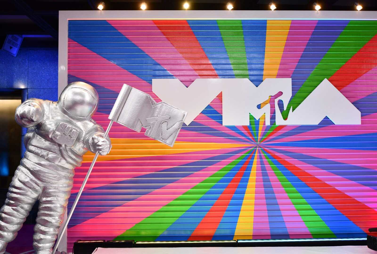 MTV Video Music Awards Wallpapers (22 images) - WallpaperCat