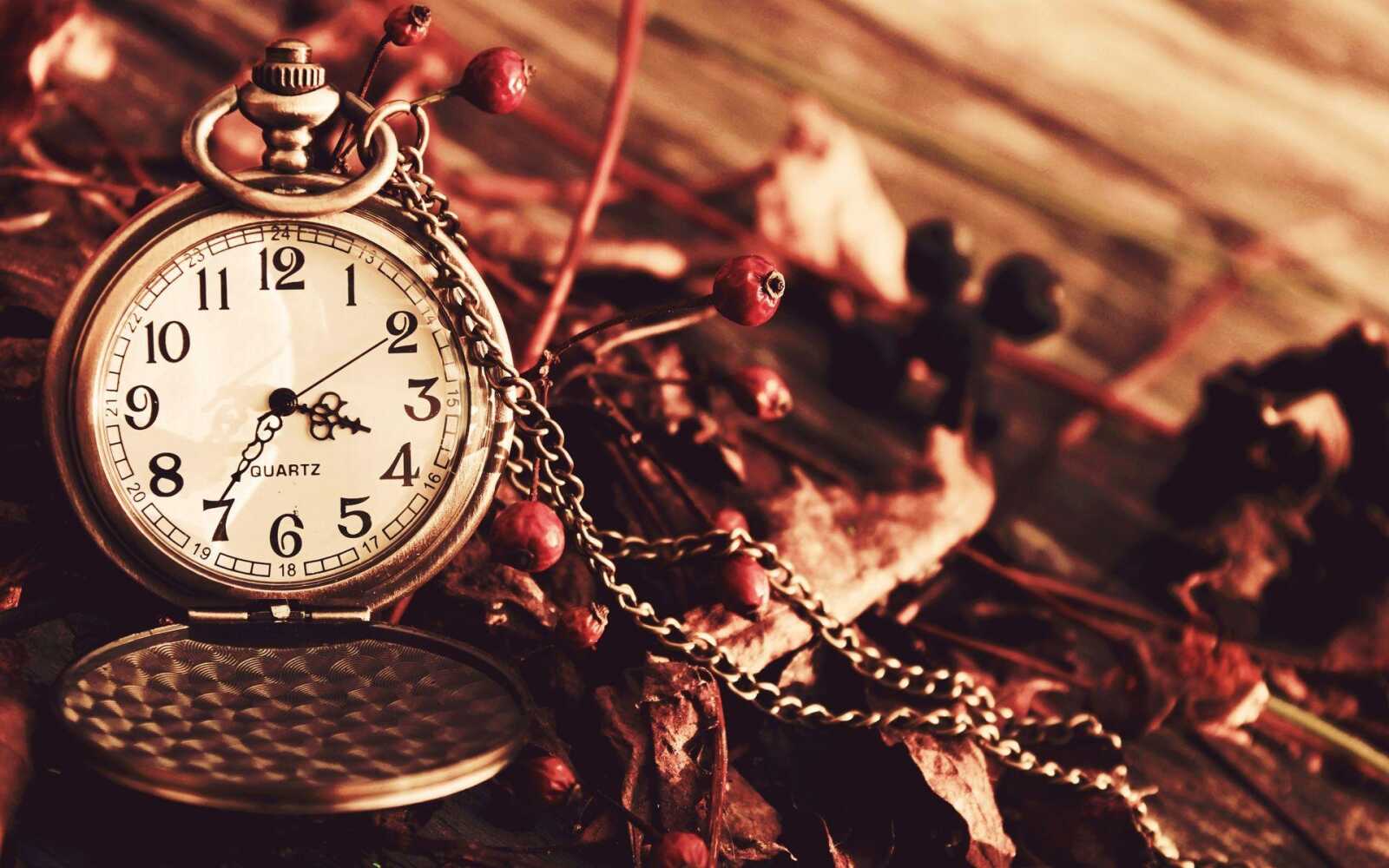Clock Wallpapers (132 images) - WallpaperCat