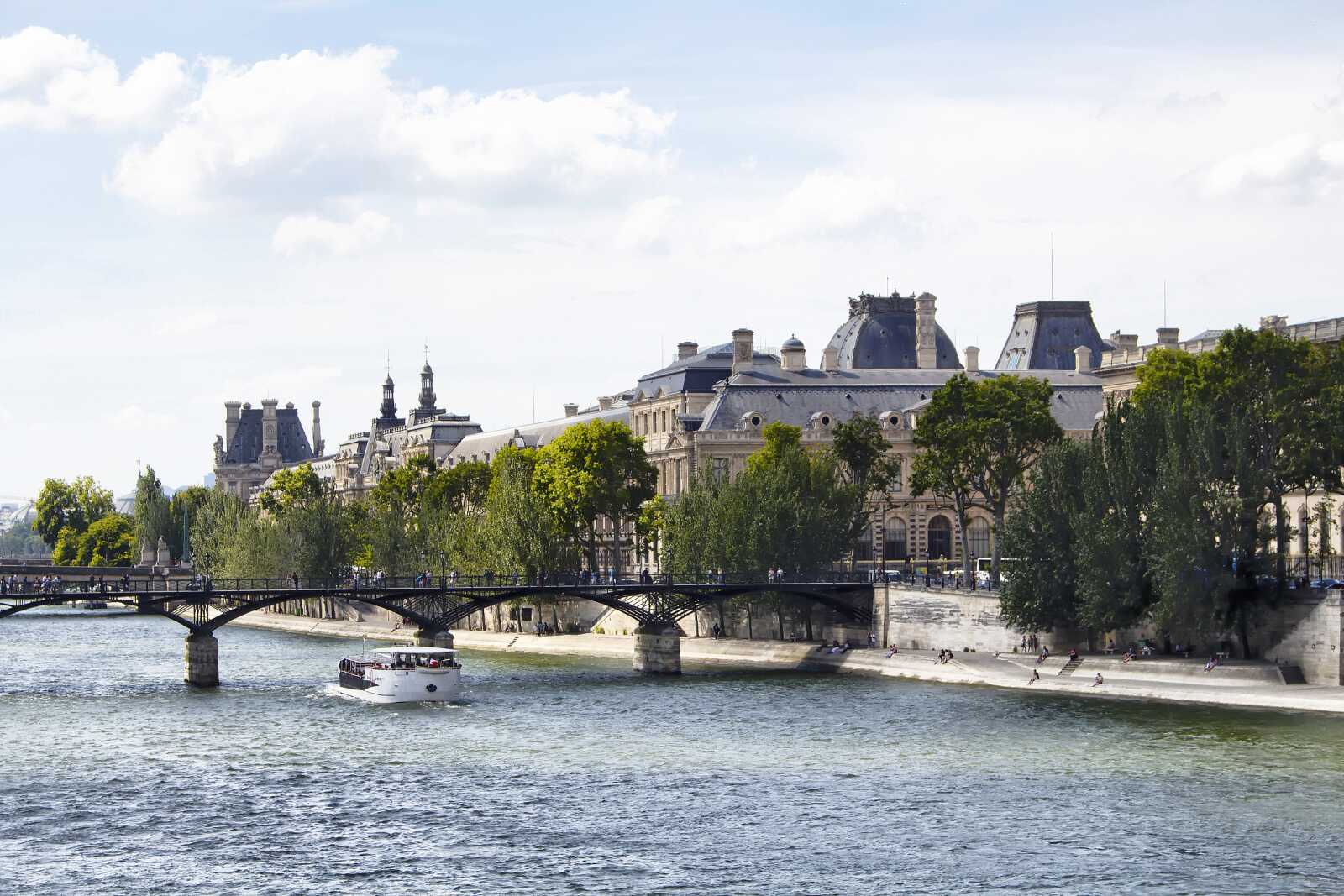 The Seine River Wallpapers (38 images) - WallpaperCat