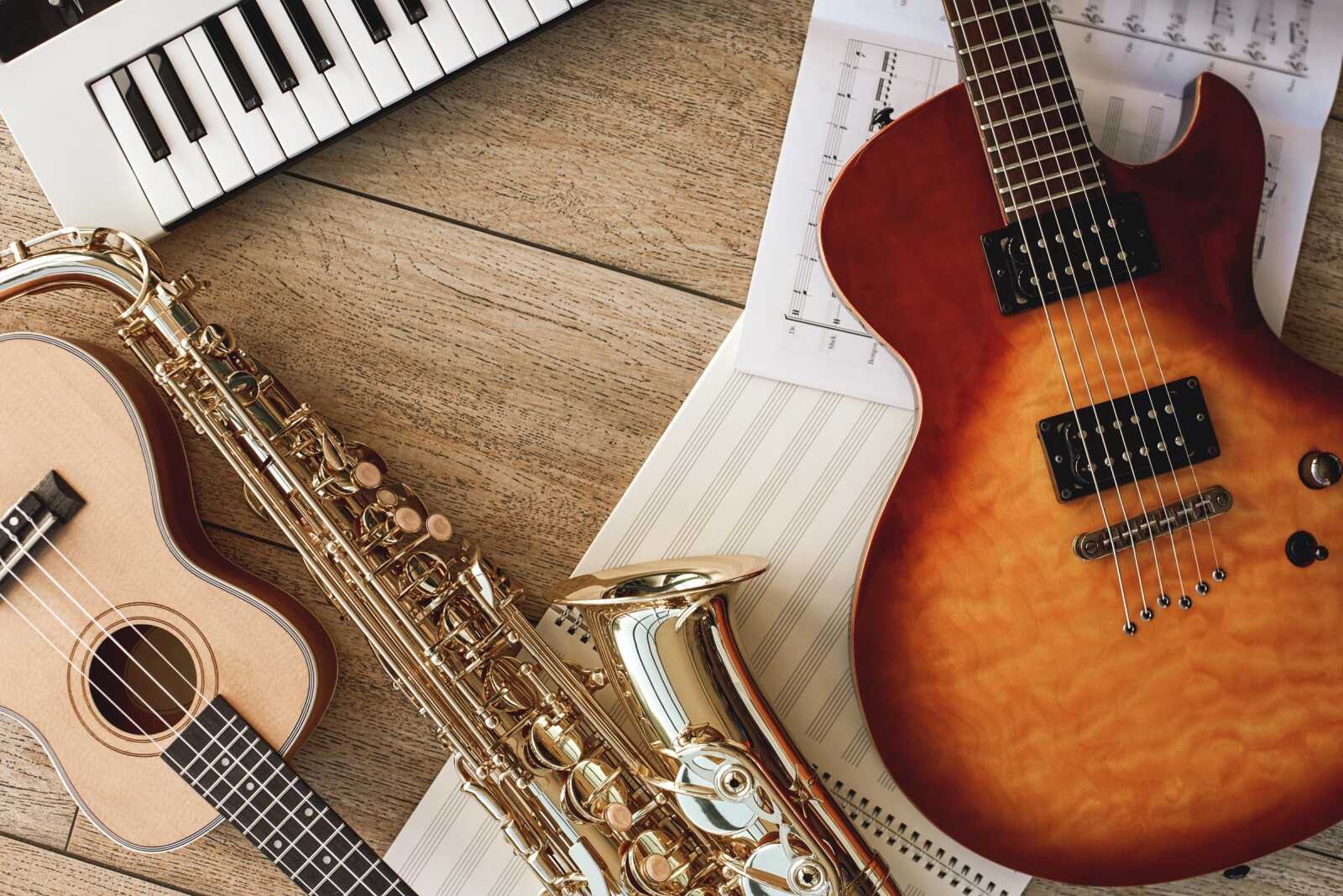 Musical Instruments Wallpapers (33 images) - WallpaperCat