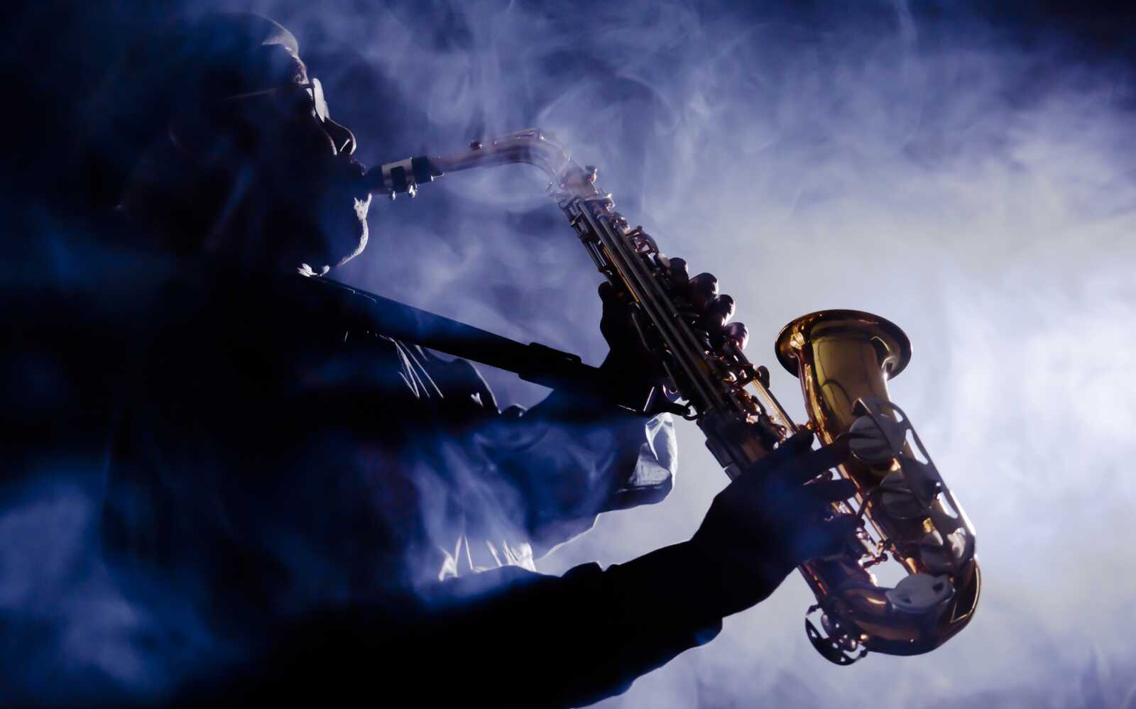 Saxophone Wallpapers (41 images) - WallpaperCat