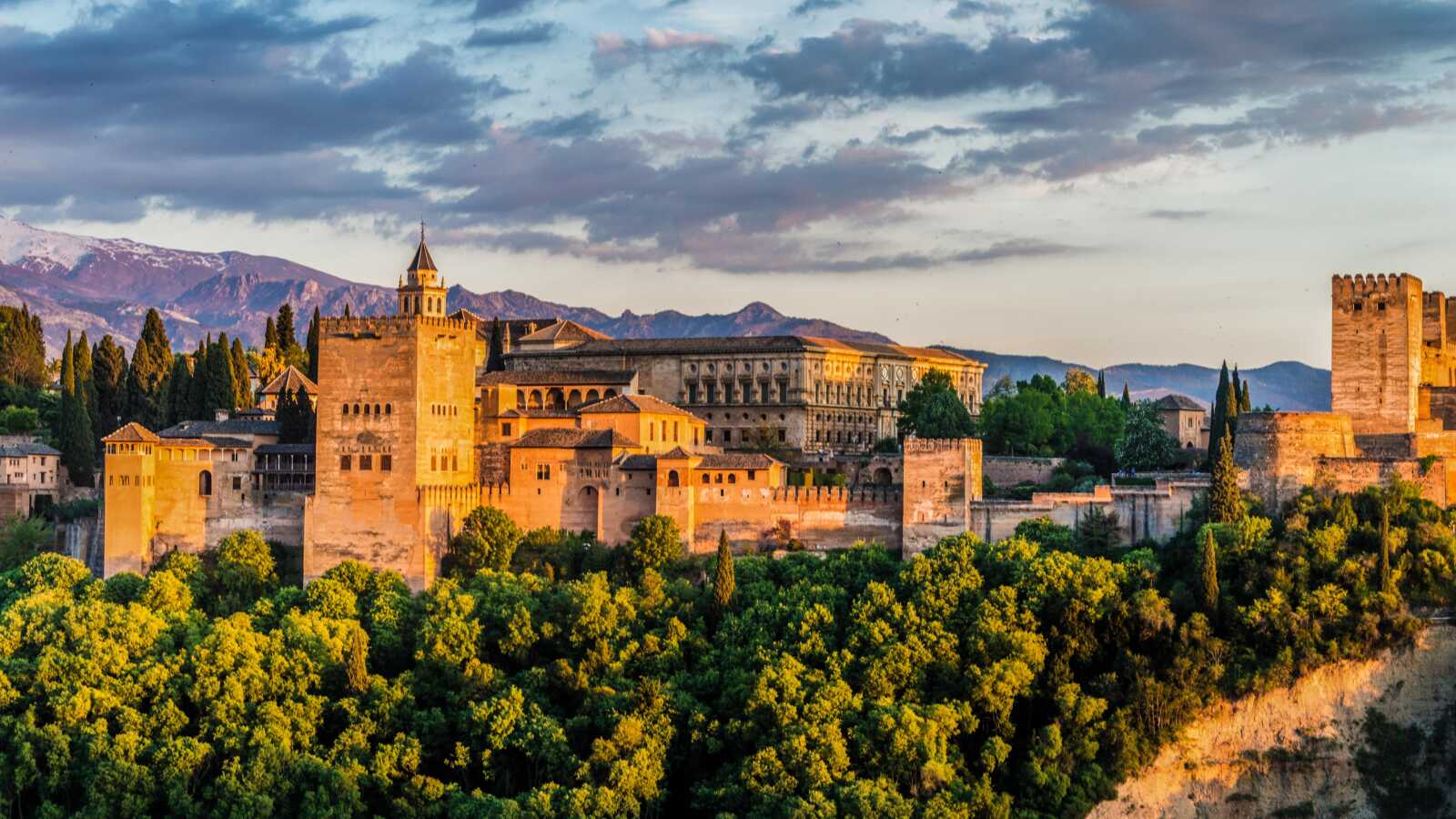 The Alhambra (Spain) Wallpapers (55 images) - WallpaperCat
