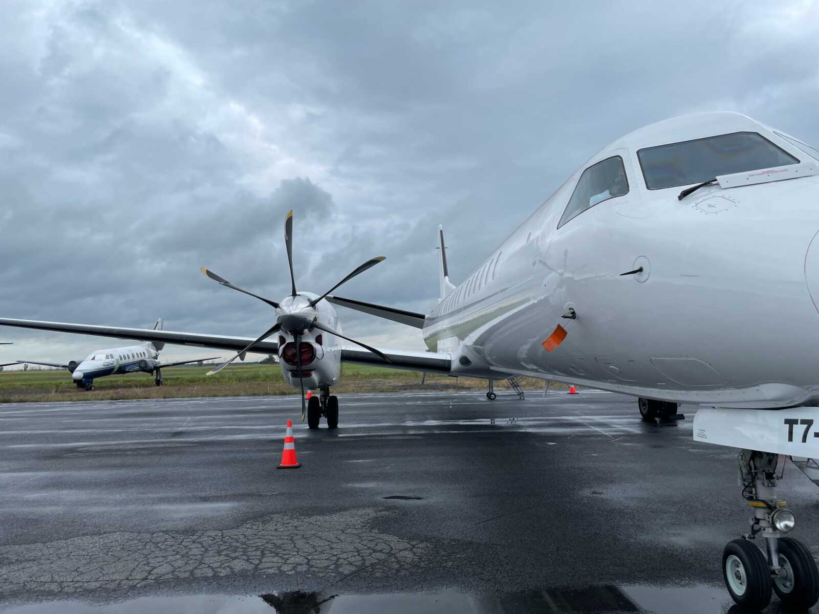 Saab 2000 Wallpapers (14 images) - WallpaperCat